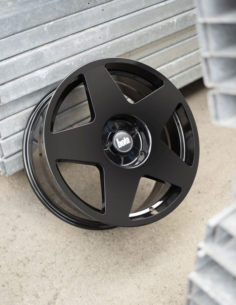 BM Autosport - New 17 Inch BOLA B10 Alloy Wheels In Gloss Black - Bola A...