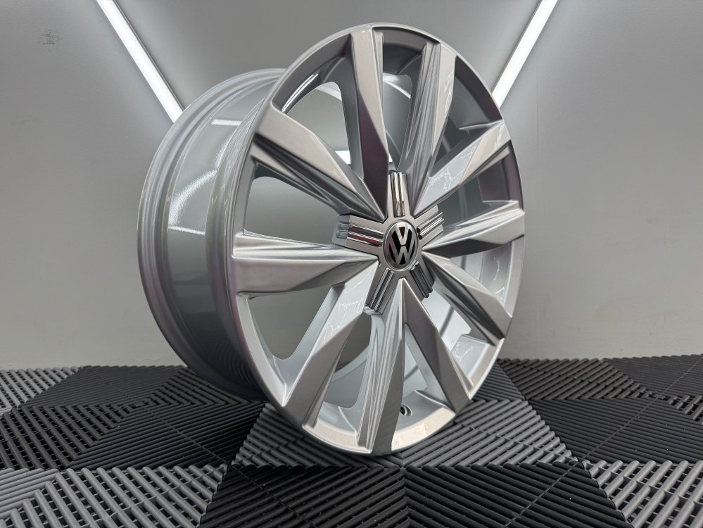 BM Autosport - New 18 Inch Springfield Style Alloy Wheels In Hyper Silve...