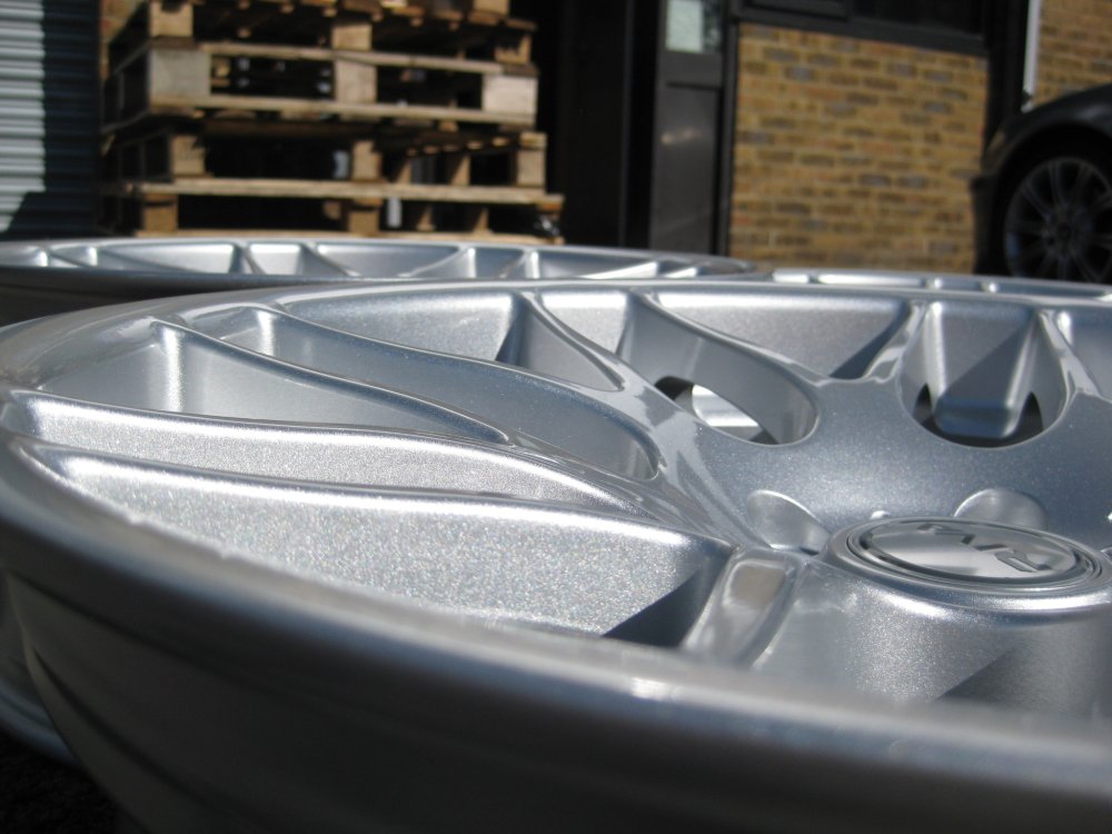 BM Autosport - NEW 19 INCH FOX RIVA DTM CSL ALLOY WHEEL IN SILVER WITH D...