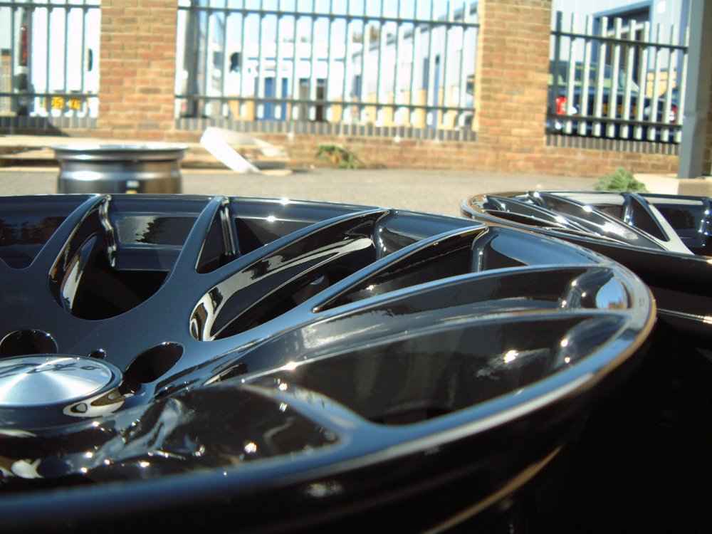BM Autosport - NEW 18" ZITO 935 CSL GTS ALLOY WHEELS IN GLOSS BLACK,DEEP...