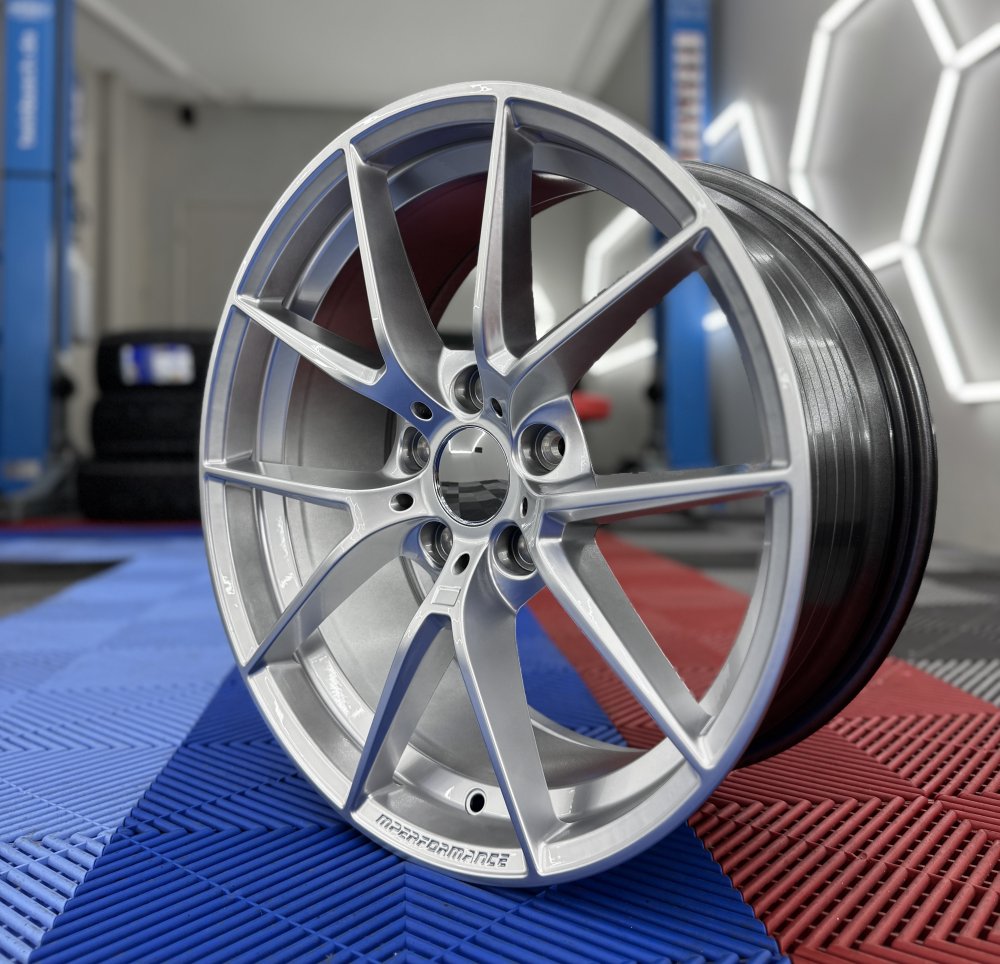 BM Autosport - New 18 Inch CS Style Alloy Wheels In Hyper Silver, Engrav...