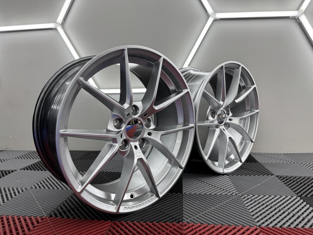 BM Autosport - New 18 Inch CS Style Alloy Wheels In Hyper Silver, Engrav...