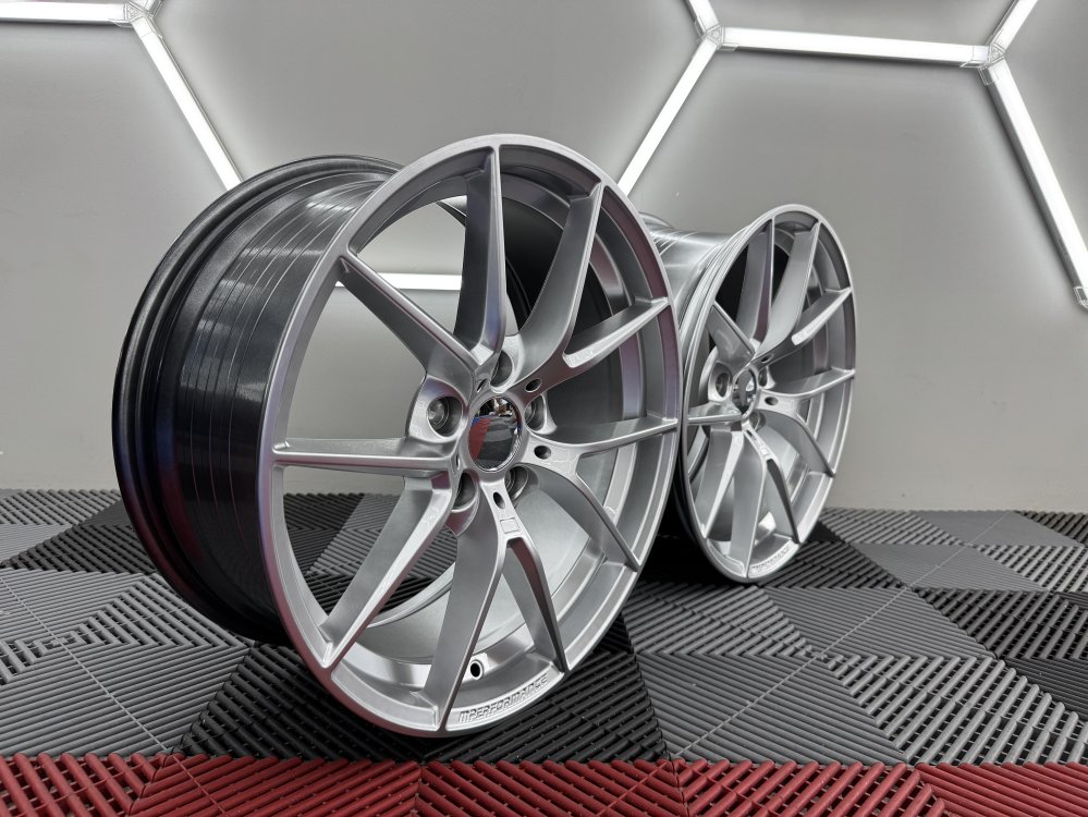 BM Autosport - New 18 Inch CS Style Alloy Wheels In Hyper Silver, Engrav...