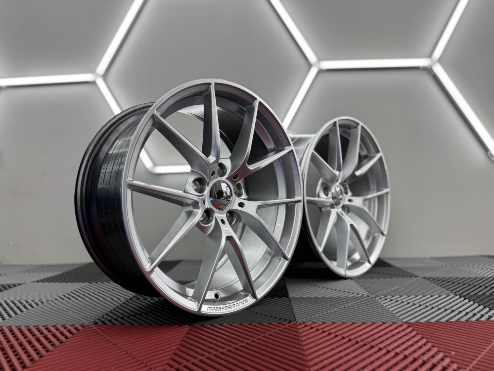 BM Autosport - New 18 Inch CS Style Alloy Wheels In Hyper Silver, Engrav...