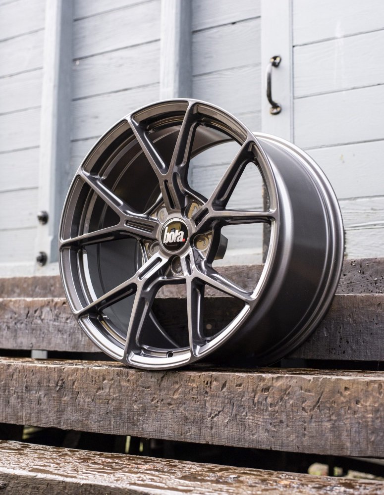 BM Autosport - New 19 Inch BOLA FLY Alloy Wheels In Gloss Gunmetal, Flow...